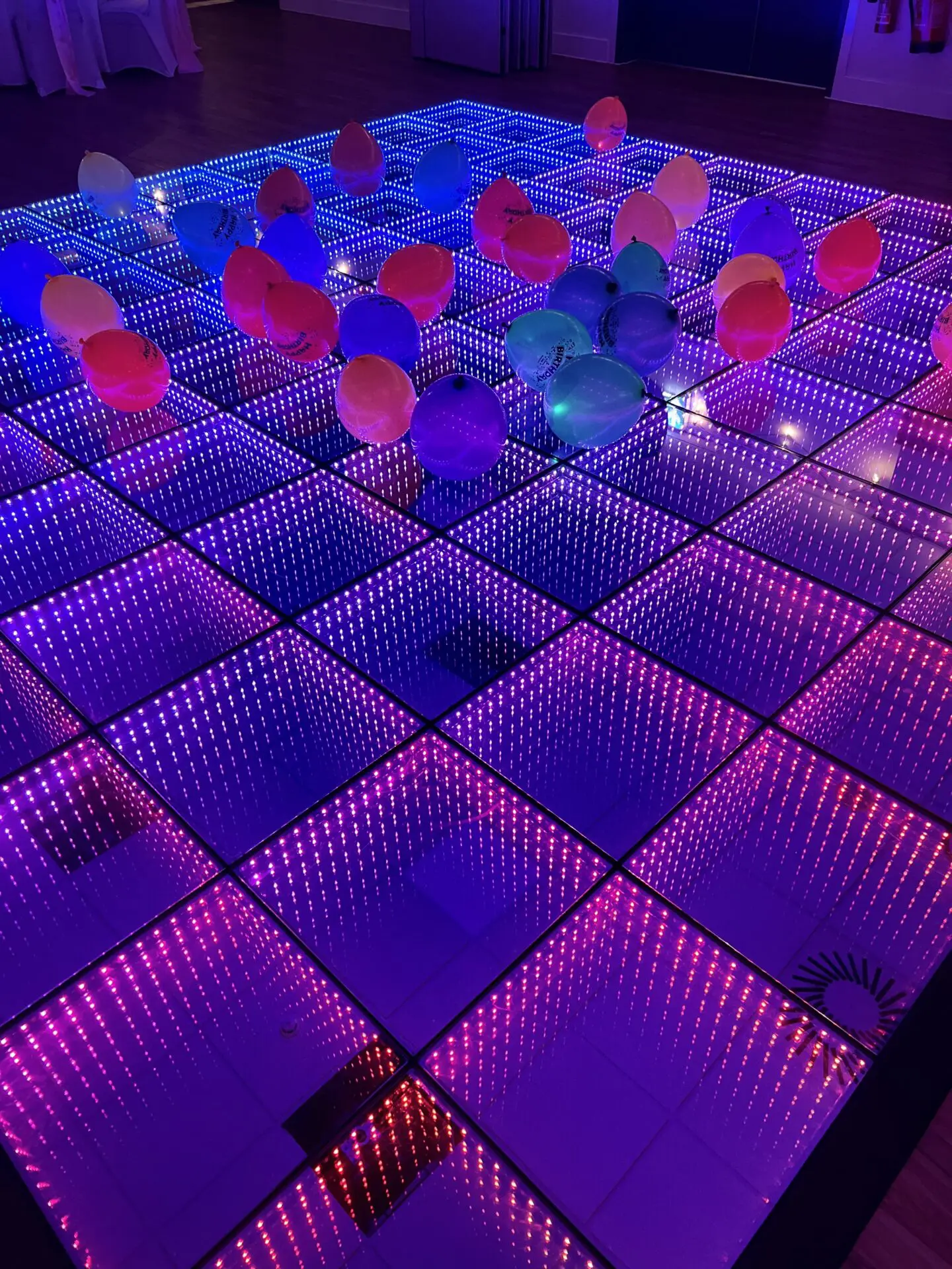 3D Infinity Dance Floor - Illumination Events Limited